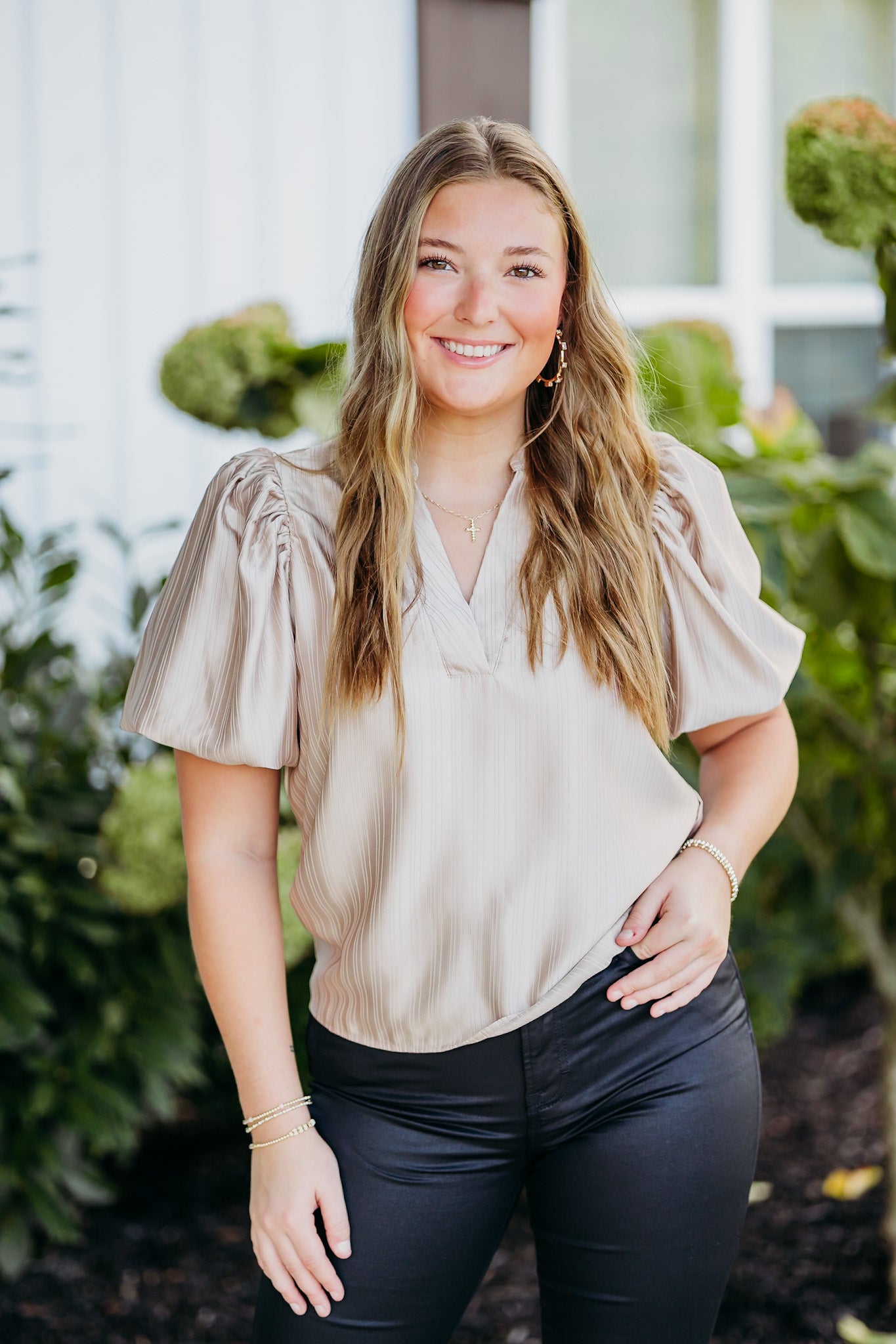 Born to Shine Taupe Top – Ribbon Chix